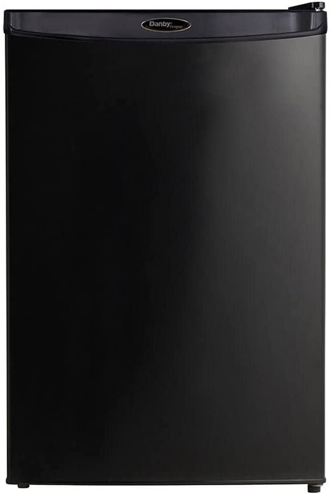 The 5 Best Tiny House Refrigerators [For Maximizing Your Space]